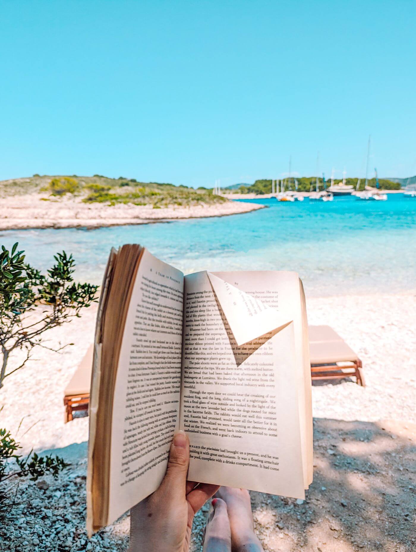 Hvar Pakleni Islands: The Perfect Day Trip! - Little Wanderblog