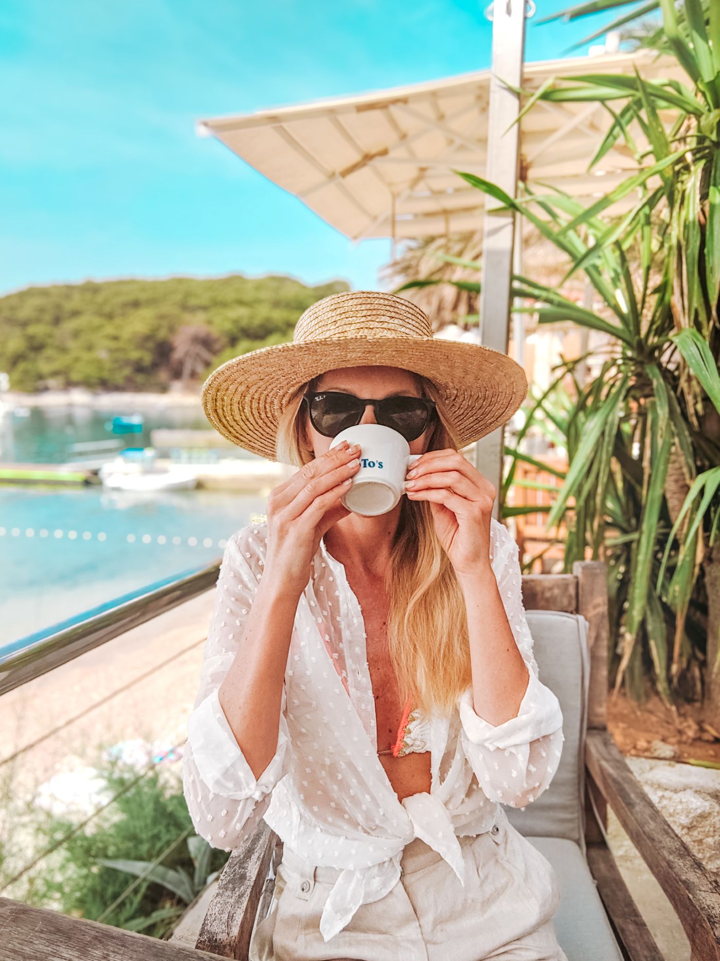 Hvar Pakleni Islands: The Perfect Day Trip! - Little Wanderblog